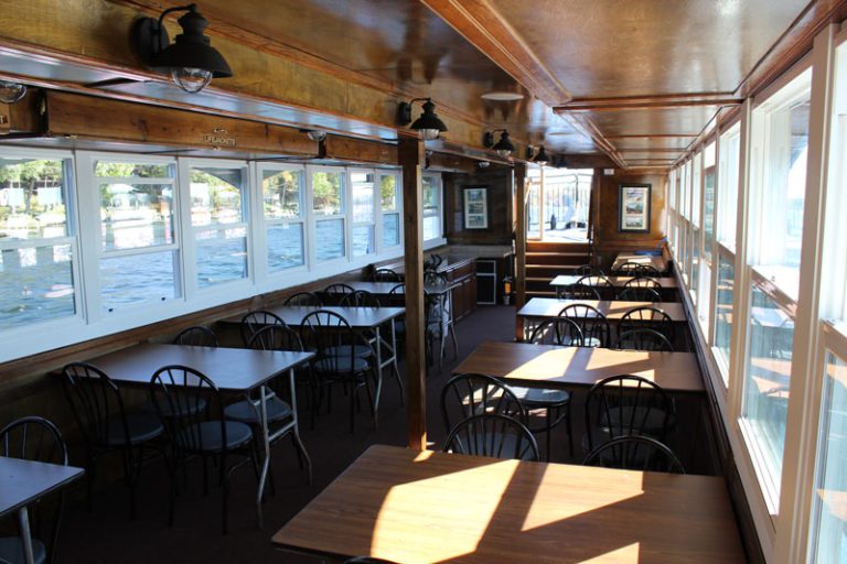 Barbara J Cruises: a unique experience on Conneaut Lake